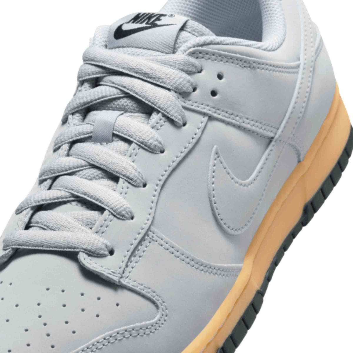 Dunk Low Retro SE WOLF GREY/WOLF GREY-GUM YELLOW-BLACK | SUBTYPE