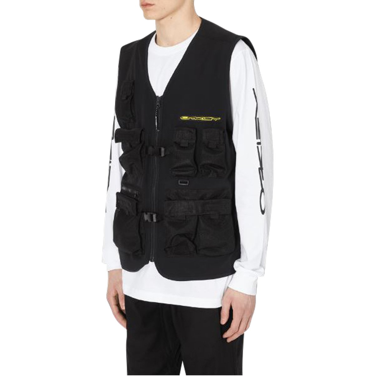 Stretch Logo Patch Vest Black | SUBTYPE