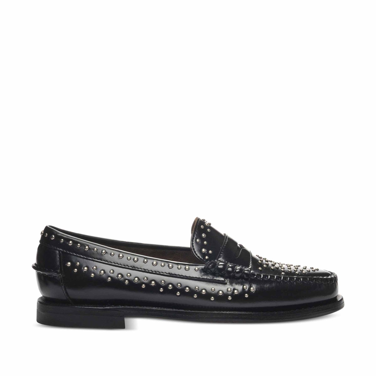 Dan Studs Woman 902 Black | SUBTYPE