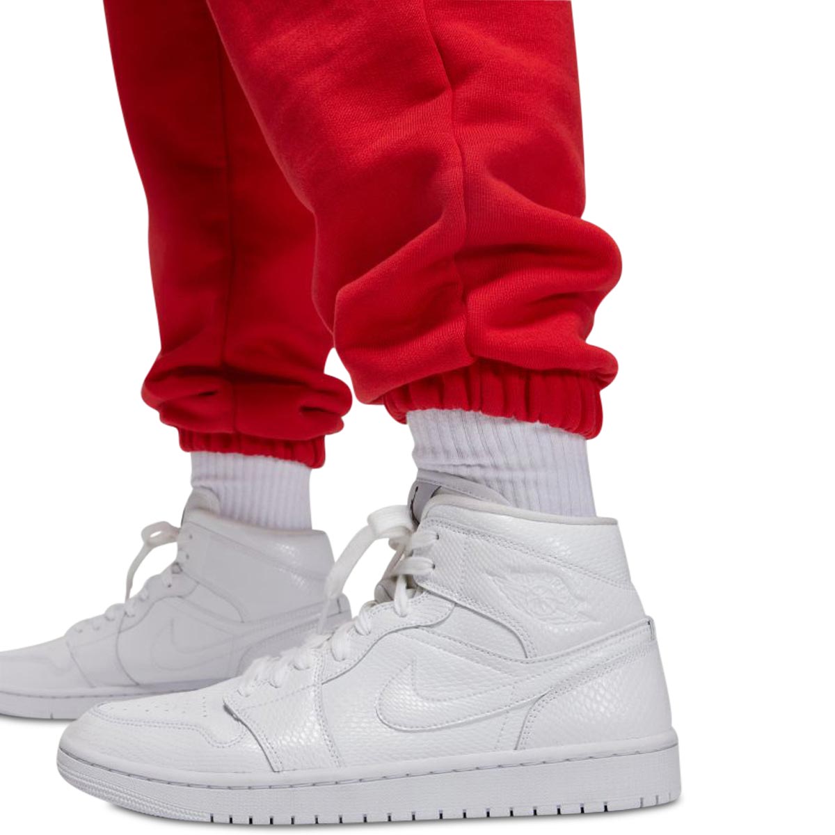 Air Jordan Women's Sweatpants Red | SUBTYPE