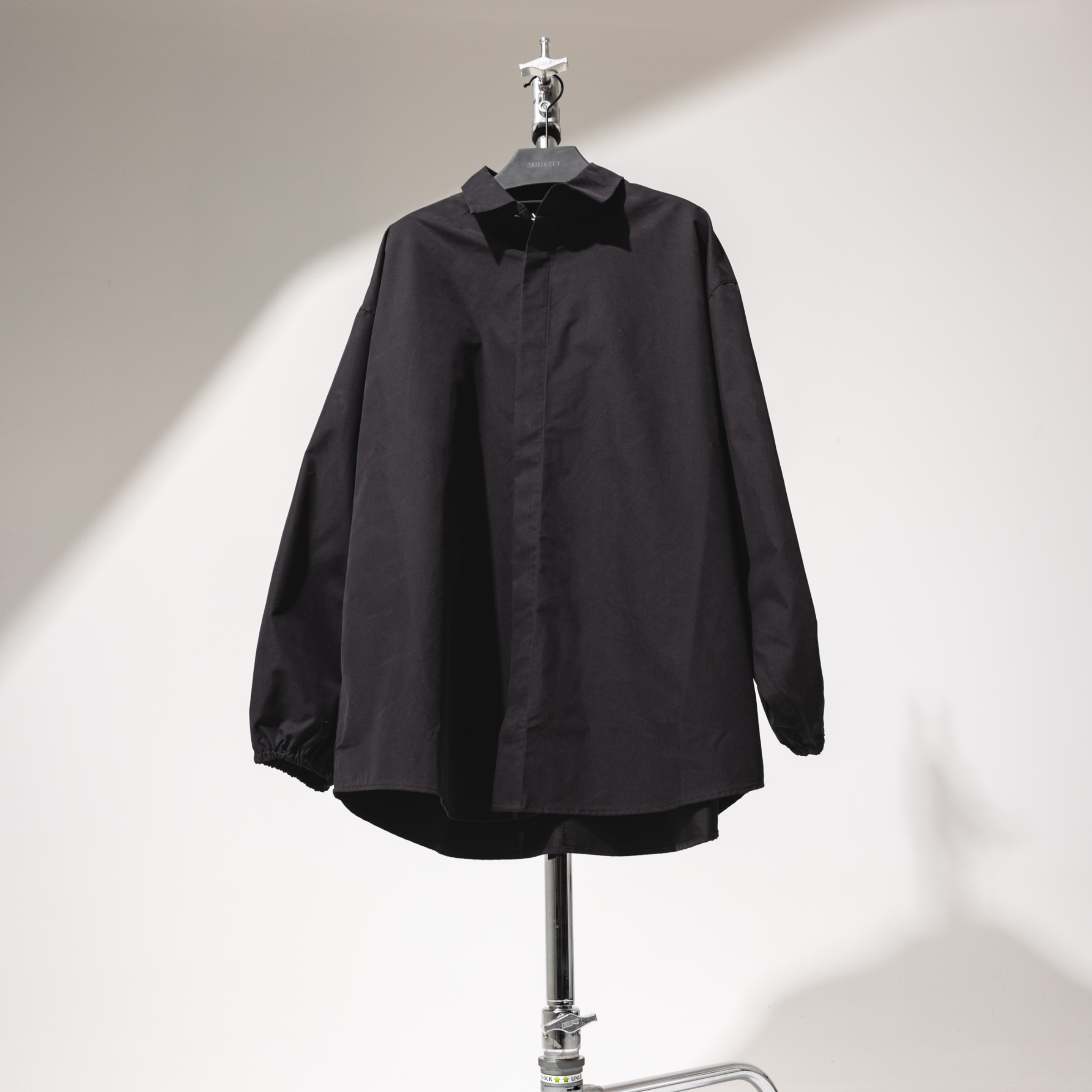 ESSENTIALS BUTTON DOWN SHIRT Black | SUBTYPE