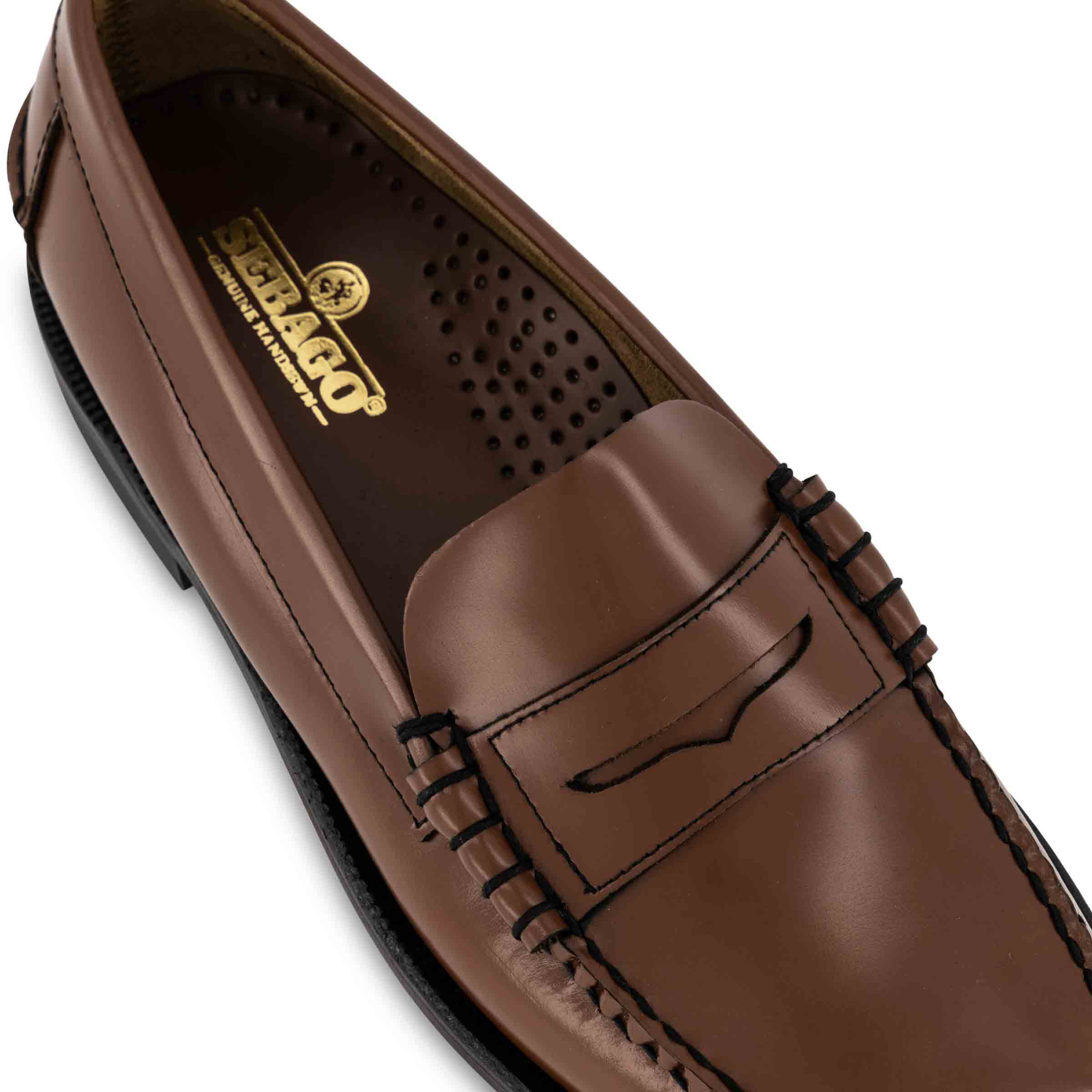 Classic Dan 900 Brown | SUBTYPE
