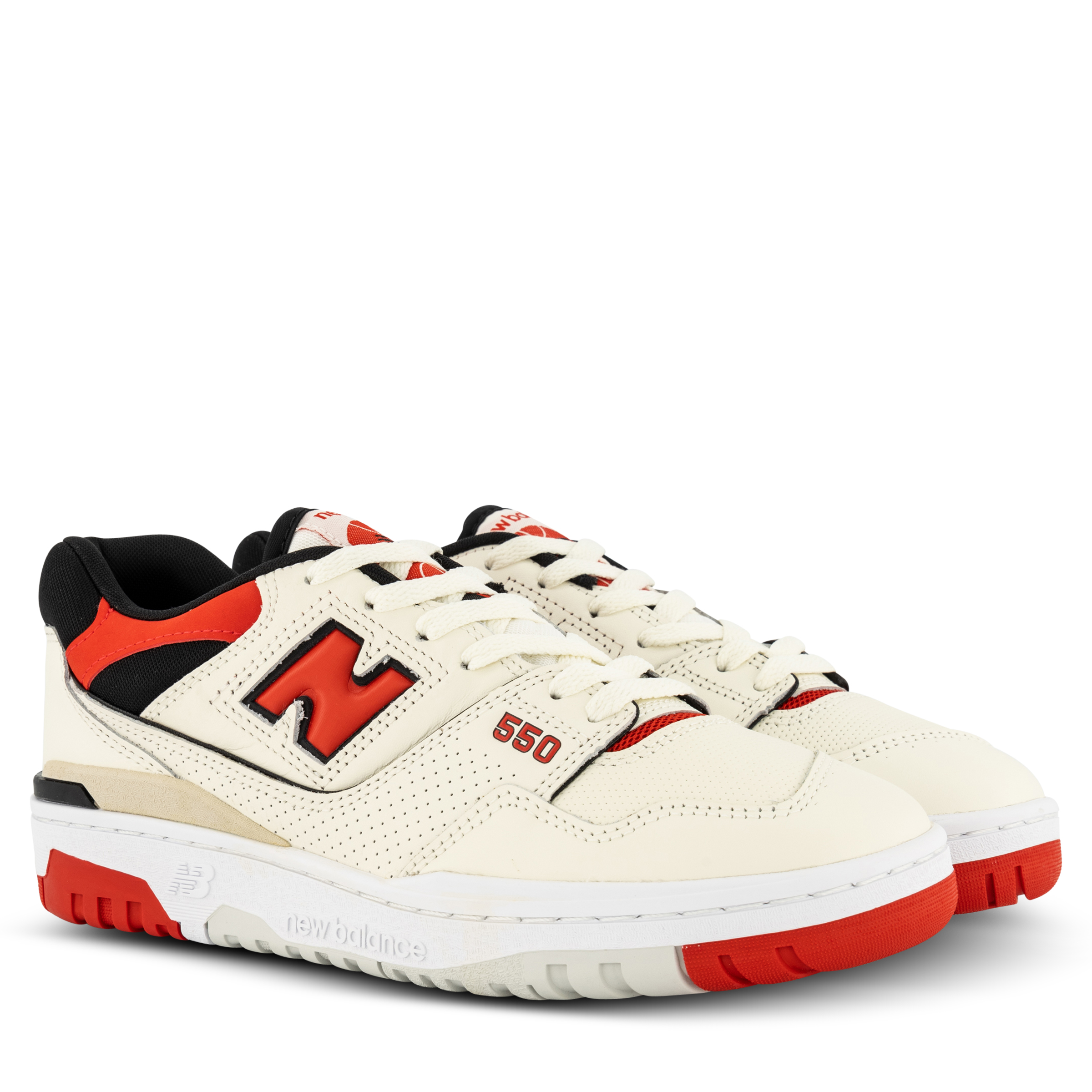 550 SEA SALT WITH TRUE RED AND BLACK | SUBTYPE