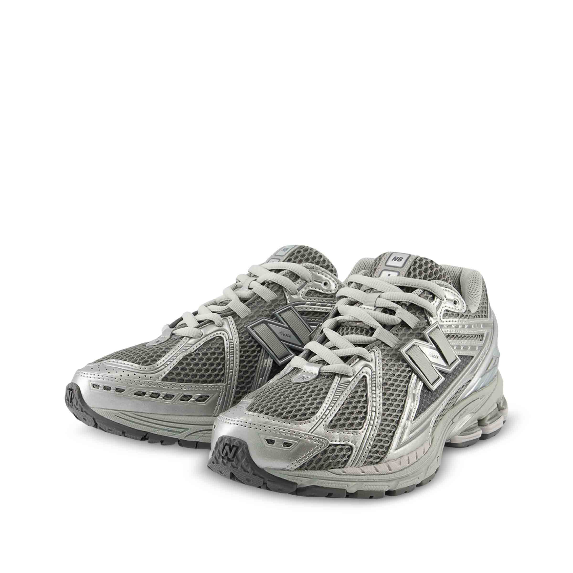 1906R Harbor Grey (039) | SUBTYPE